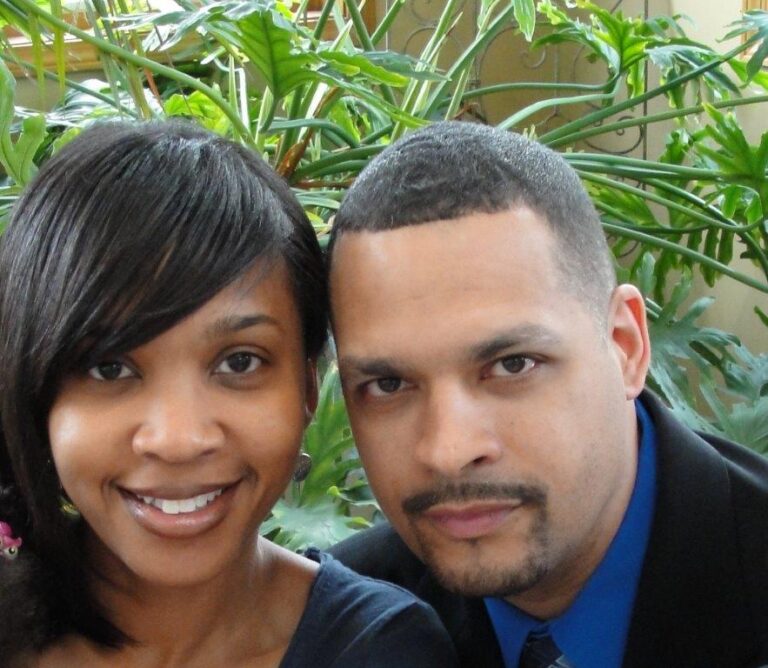 Pastor Noel – Living The Word